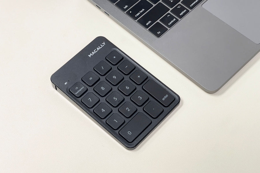 Wireless Number Pad with 2.4G USB Adapter | Portable Numeric Keypad for 10 Key Data Entry | Macally