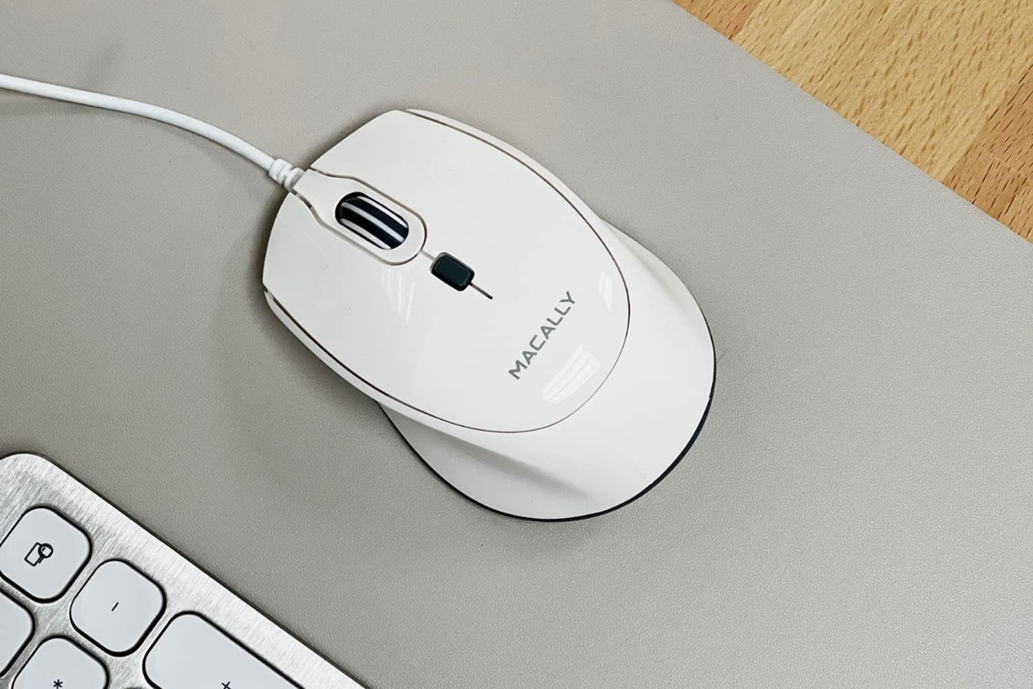 Quiet USB Wired Mouse for Mac/PC - 4 DPI | Macally