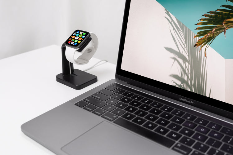 Apple Watch Charger Dock – Secure, Stylish & All iWatch Sizes | Macally
